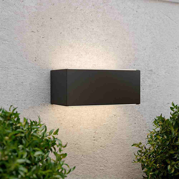 LED anthracite Chelsea solar wall lamp 3000K 100 lumens